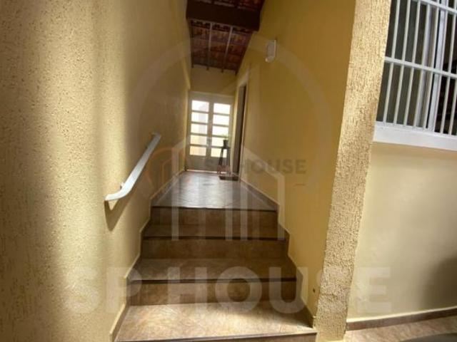 Sobrado à venda, 03 quartos, 02 vagas, 179m², Mirandópolis