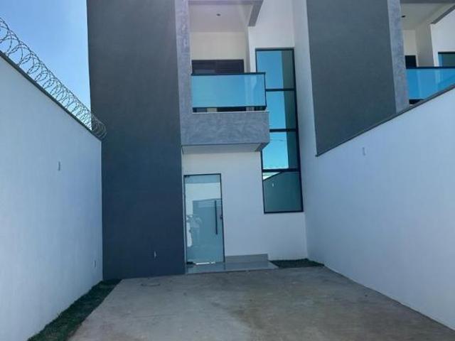 Sobrado à venda, 105 m² por R$ 550.000,00 Novo Mundo Uberlândia/MG