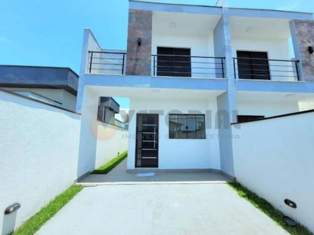 Sobrado à venda, 108 m² por R$ 525.000,00 Bairro Golfinhos Caraguatatuba/SP