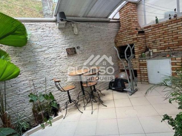 Sobrado a venda 115 mt, 3 quartos 1 suíte, 2 vgs, condomínio clube Butantã