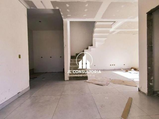 Sobrado à venda, 127 m² por R$ 580.000,00 Pinheirinho Curitiba/PR