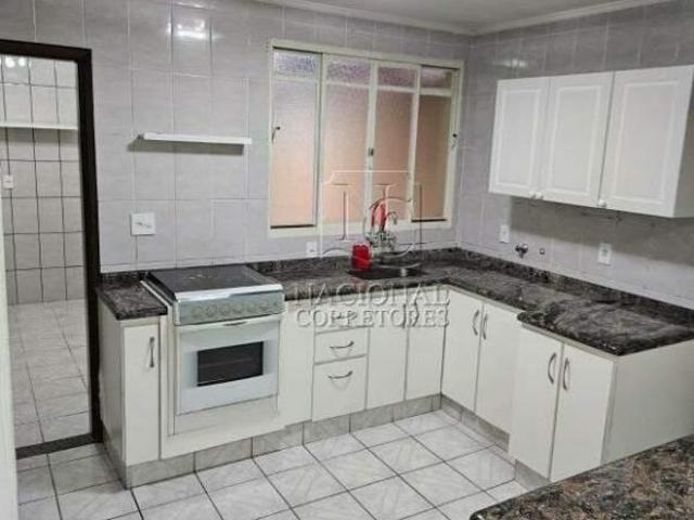 Sobrado à venda 128m² 3 quartos, 1 suíte Jardim Itaoan Santo André/SP