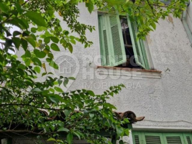 Sobrado à venda 122 m², 1 vaga de garagem, próximo ao metrô Praça da Árvore