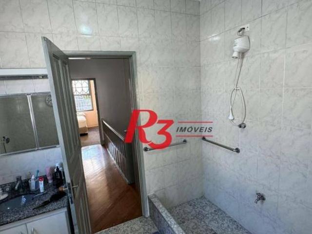 Sobrado à venda, 134 m² por R$ 1.600.000,00 Campo Grande Santos/SP