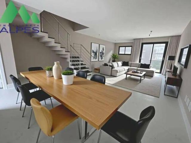 Sobrado à venda, 144 m² por R$ 789.900,00 Hauer Curitiba/PR