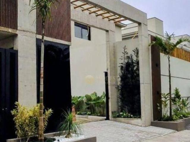 Sobrado à venda, 145 m² por R$ 2.700.000,00 Camburizinho São Sebastião/SP