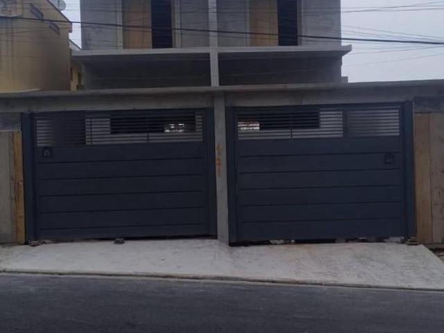 Sobrado à venda, 140m² com 3 Quartos, 2 suítes Bela Vista Osasco