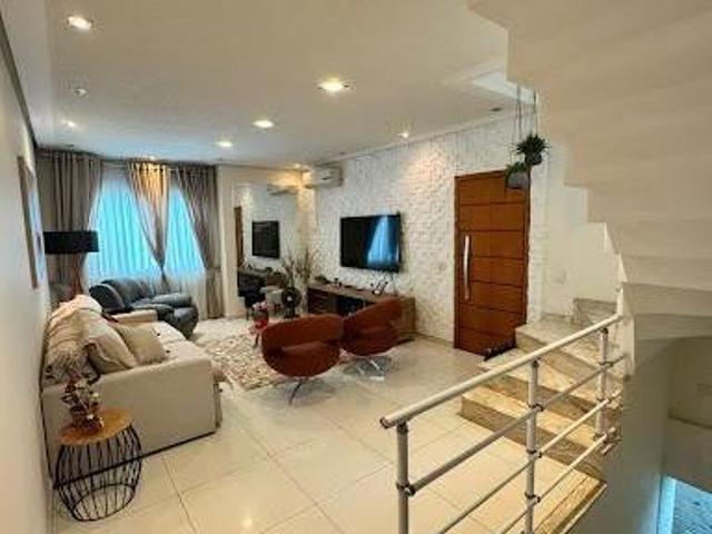 Sobrado á Venda 150m² 3 Dormitorios com Suites Picanço Guarulhos SP