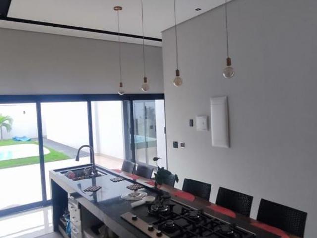 Sobrado à venda, 169 m² por R$ 1.550.000,00 Condomínio Raros Uberlândia/MG