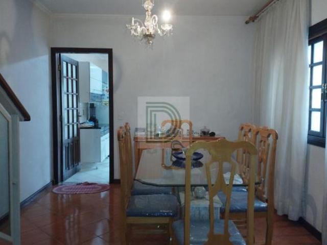 Sobrado à venda 160m², 4 dormitórios 1 suíte, 2 vagas Jardim Ester