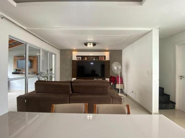 Sobrado à venda, 162 m² por R$ 1.490.000,00 Villa Branca Jacareí/SP