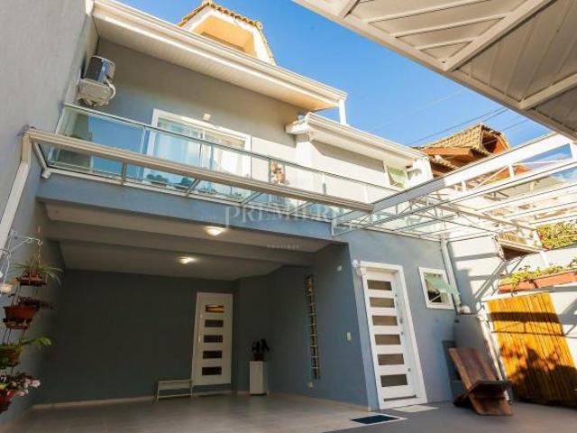 Sobrado à venda, 178 m² por R$ 900.000,00 Pilarz