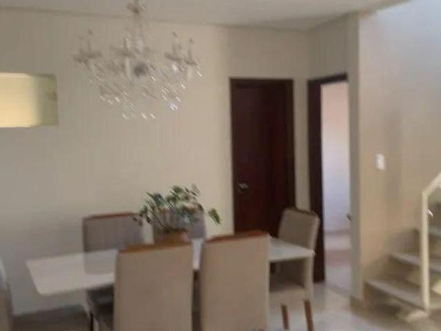 Sobrado à venda, 179 m² por R$ 735.000,00 Jardim Patrícia Uberlândia/MG
