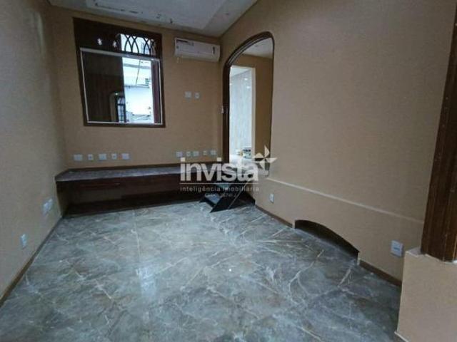 Sobrado à venda, 189 m², uma quadra da praia, Pompéia Santos