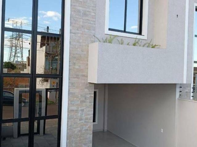 Sobrado à venda, 180 m² por R$ 790.000,00 Universitário Cascavel/PR