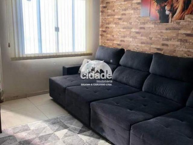Sobrado á venda 1 suite mais 2 dormitórios Santa Cruz Cascavel PR