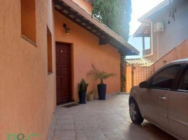 Sobrado à venda, 208 m² por R$ 1.160.000,00 Vila Petrópolis Atibaia/SP