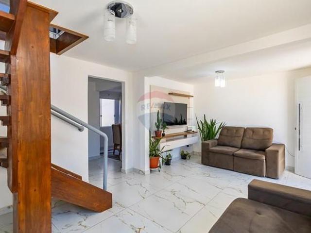 Sobrado à venda, 200 m², 4 quartos, com 1 suíte no térreo e 6 vagas, Bairro Bomfim, ALMIRANTE TAMA