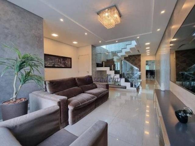 Sobrado à venda | 202m² | 3 suítes | 6 vagas | Imirim São Paulo/SP