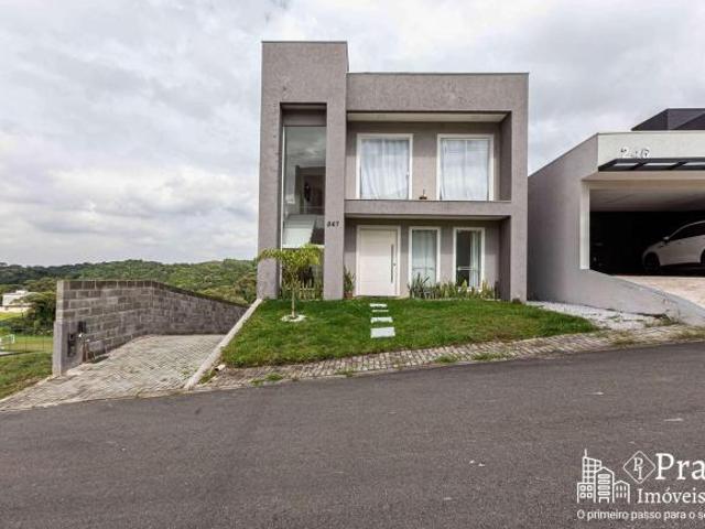 Sobrado à venda, 219 m² privativos, 3 dormitórios 1 sendo suíte, 3 vagas de garagem Arruda, Colombo