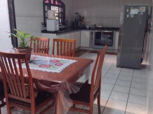 Sobrado à venda, 210 m² por R$ 606.000,00 Jardim Las Vegas Santo André/SP