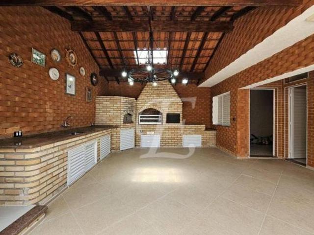 Sobrado à venda | 212m² | 3 dormitórios | 1 suíte | 4 vagas | Santa Teresinha São Paulo/SP