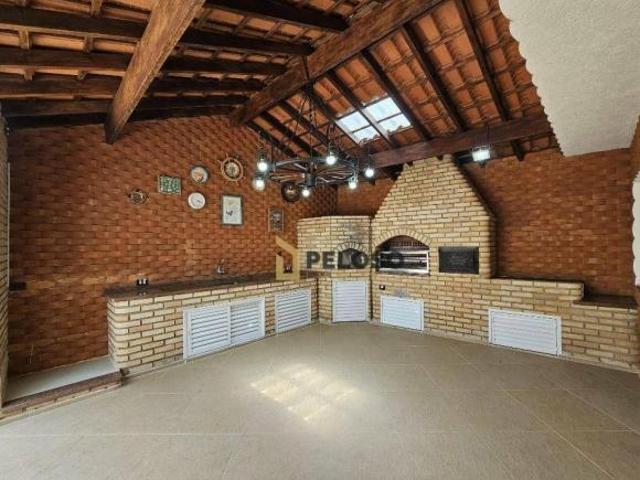 Sobrado à venda | 212m² | 3 dormitórios | 1 suíte | 4 vagas | Santa Teresinha São Paulo/SP