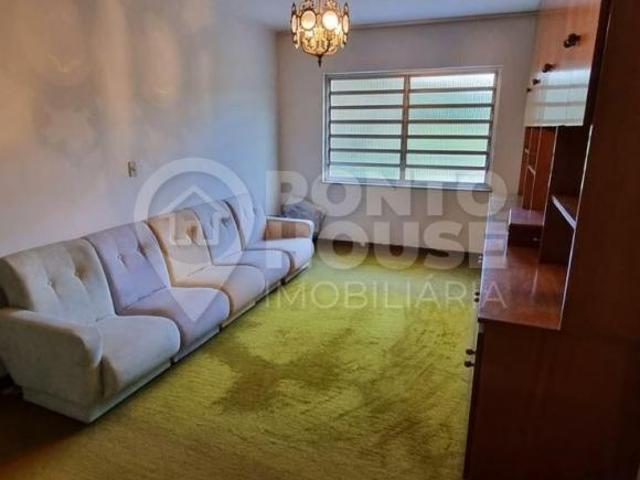 Sobrado à venda 221 m², 3 dormitórios,1 suíte e 4 vagas, na Vila Gumercindo