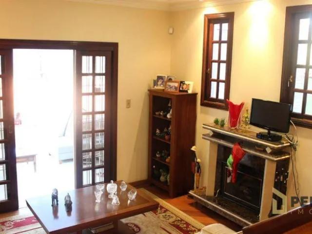 Sobrado a venda | 236m² | 4 dormitórios | 2 suítes | 6 vagas | Tremembé São Paulo/SP