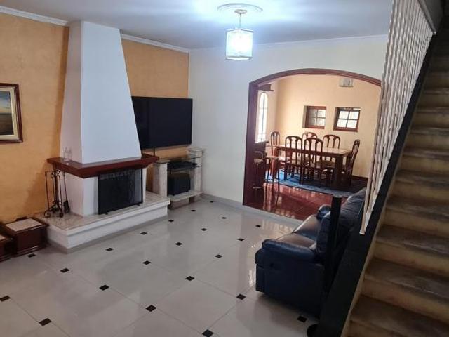 Sobrado à venda| 230m²| 4 dormitórios 2 suítes |2 vagas em Vila Guilherme| SP!