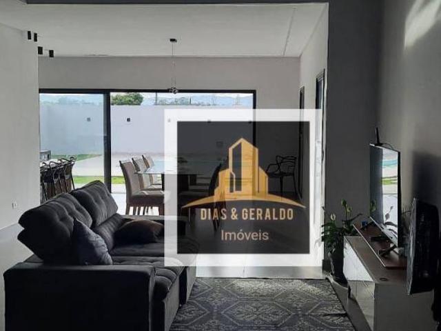 Sobrado à venda, 232 m² por R$ 1.370.000,00 Santa Luzia Caçapava/SP