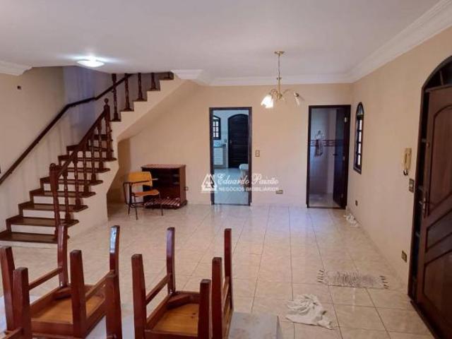 Sobrado à venda, 247 m² por R$ 1.500.000,01 Vila Galvão Guarulhos/SP