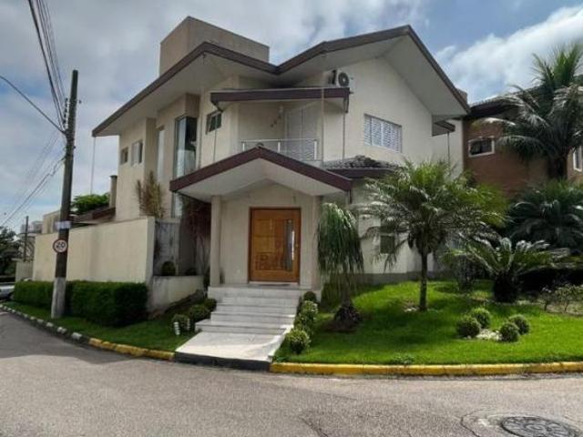 Sobrado à venda, 240 m² por R$ 1.700.000,00 Villa Branca Jacareí/SP