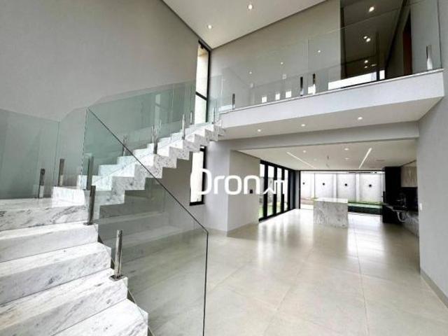 Sobrado à venda, 256 m² por R$ 1.990.000,00 Jardins Capri Senador Canedo/GO
