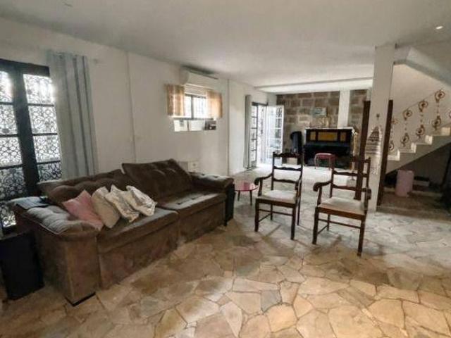 Sobrado à venda, 250 m² por R$ 1.435.000,00 Centro Indaiatuba/SP