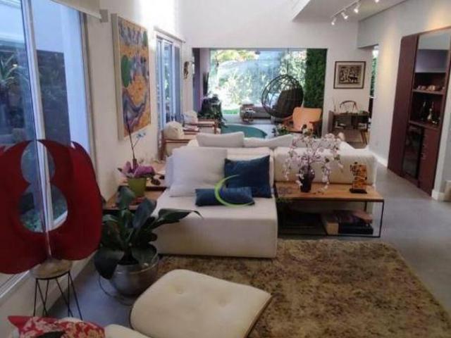 Sobrado à venda, 260 m² por R$ 2.500.000,00 Urbanova São José dos Campos/SP