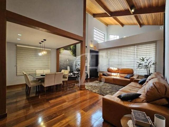 Sobrado à venda | 284m² | 4 suítes | 4 vagas | Jardim Franca São Paulo/SP