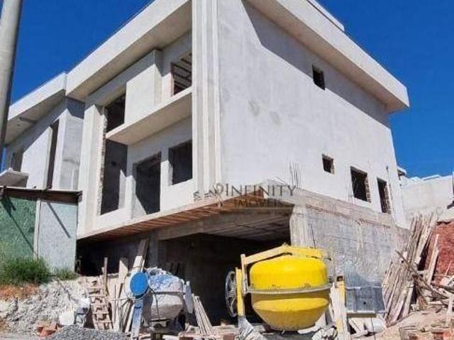 Sobrado com 3 dormitórios à venda, 280 m² por R$ 1.599.990,00 Condomínio Residencial Mantiqueira