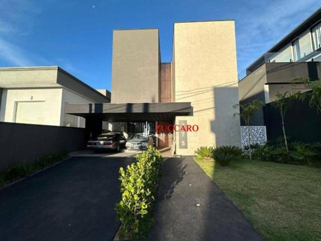 Sobrado à venda, 297 m² por R$ 3.700.000,00 Residencial Real Park Arujá Arujá/SP