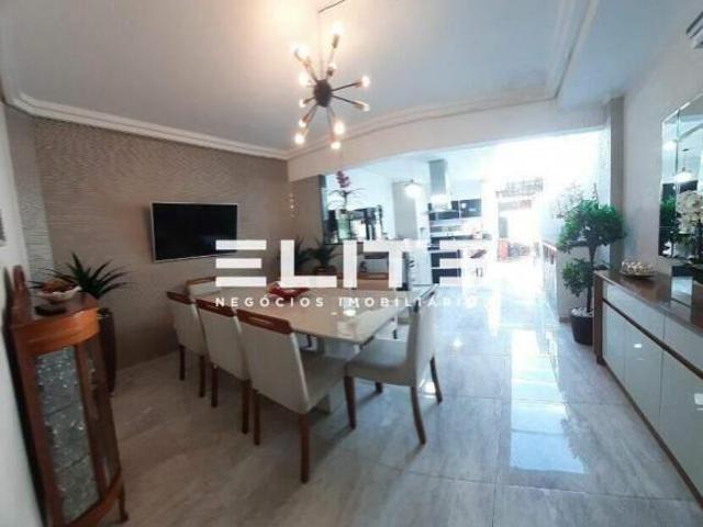 Sobrado à venda, 299 m² Bairro Jardim em Santo André/SP