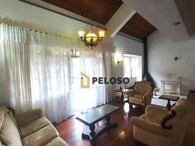 Sobrado à venda | 291 m² | 4 dormitórios | 1 suíte | churrasqueira | 5 vagas | Horto Florestal São
