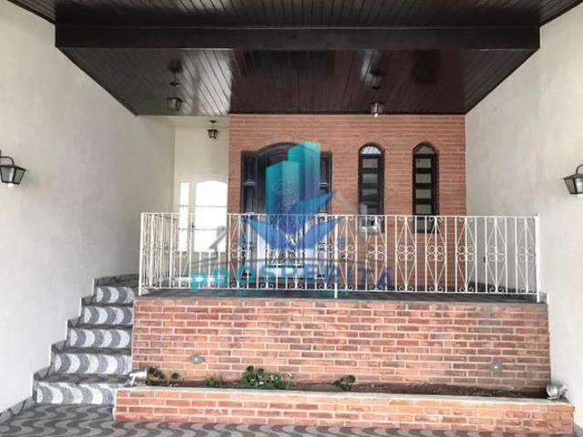 SOBRADO À VENDA, 291m² 04 Dorms. Jd. Leonor Cotia /SP