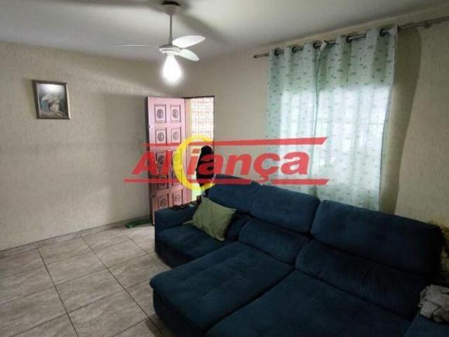 Sobrado á venda 2 dormitórios Monte Carmelo