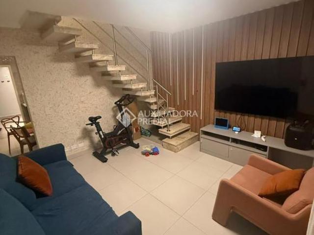 Sobrado à venda 2 quartos, Bairro Assunção, SBC