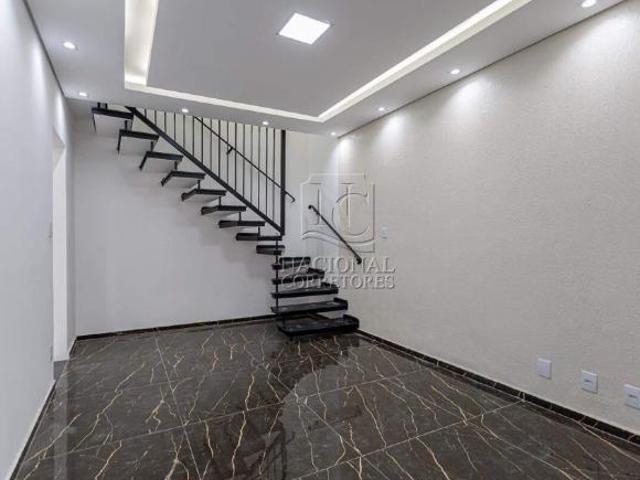 Sobrado à venda, 2 quartos, 1 suíte, 3 vagas, Parque Santa Madalena São Paulo/SP