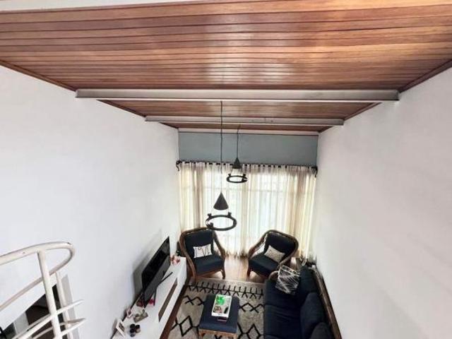 Sobrado com salão comerial Santa Terezinha Santo André