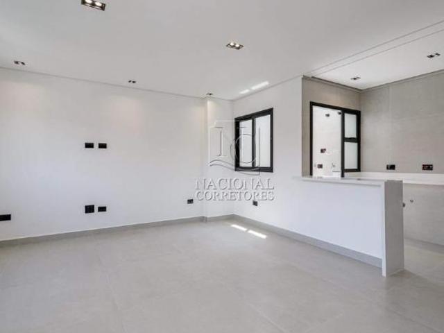 Sobrado à venda, 2 quartos, 1 suíte, 4 vagas, Vila Camilópolis Santo André/SP