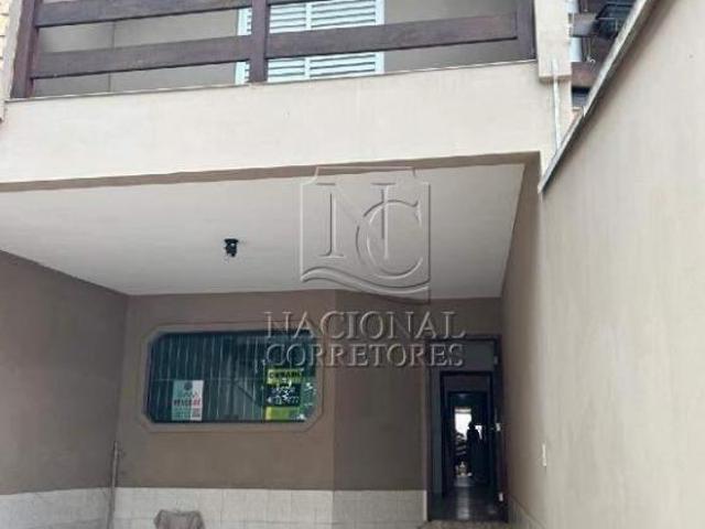Sobrado à venda, 2 quartos, 1 suíte, 6 vagas, Vila Pinheirinho Santo André/SP