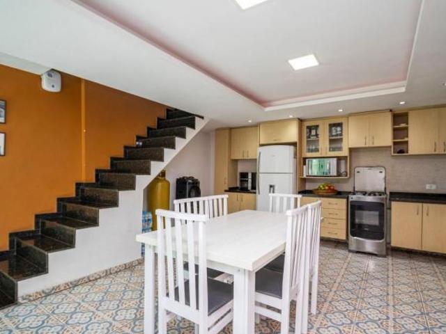 Sobrado à venda, 2 quartos, 1 suíte, Bairro Alto, Curitiba, Paraná