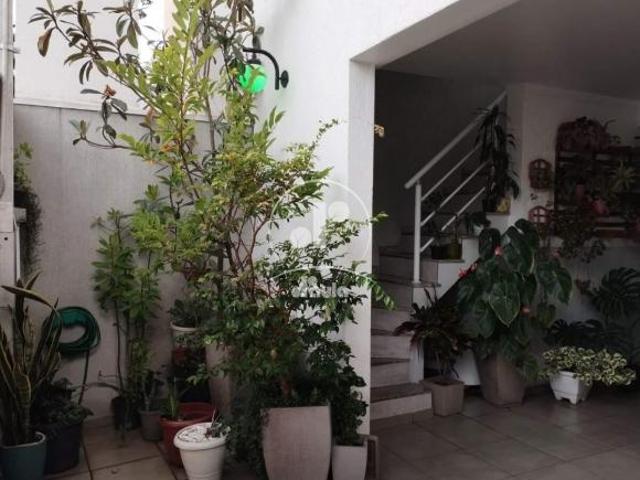 Sobrado à venda, 2 quartos 2 suítes Vila Alzira em Santo André/SP